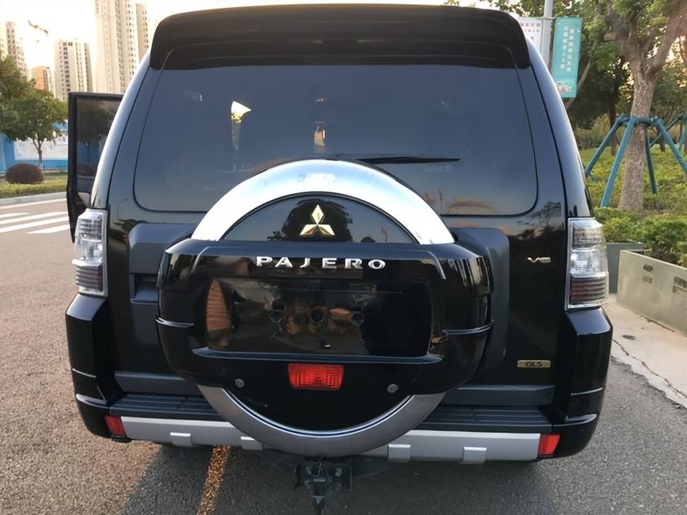 帕杰罗V93升级加装HKS离心式机械增压_搜狐汽车_搜狐网