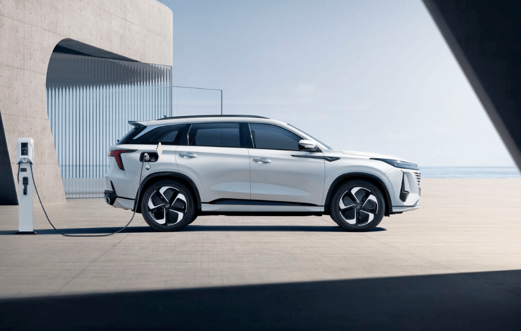 第三代CS75PLUS智电iDD首发：续航最高150公里，设计更显科技感_搜狐汽车_搜狐网