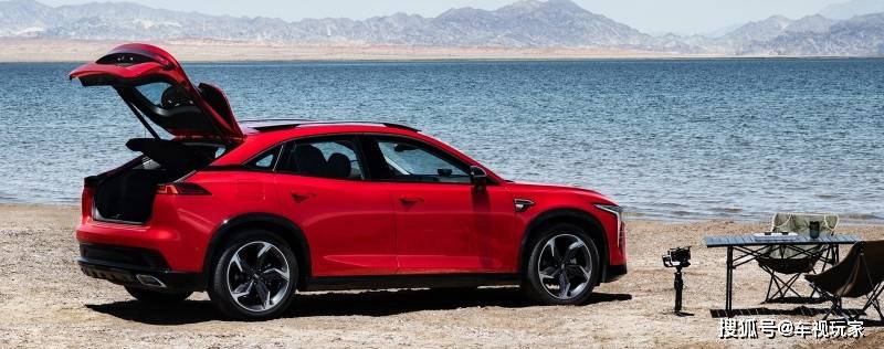 12万买2.0T轿跑SUV 奔腾B70S是个不错的选择_搜狐汽车_搜狐网