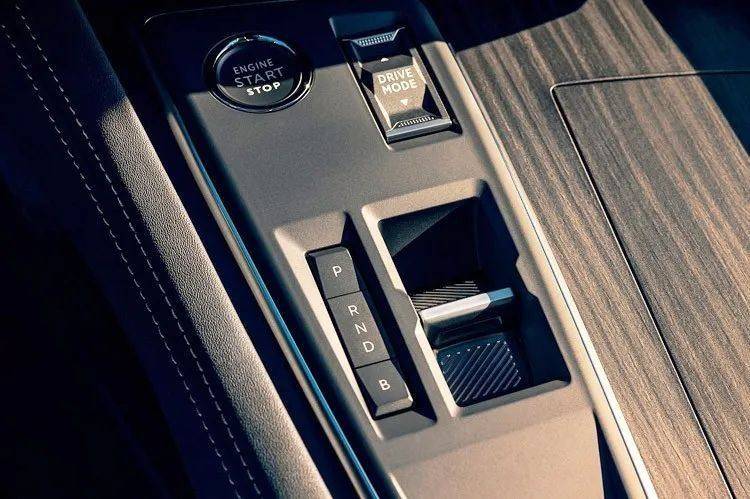 颜值远超雪铁龙C6！新款508曝光，造型比全新雅阁好看_搜狐汽车_搜狐网