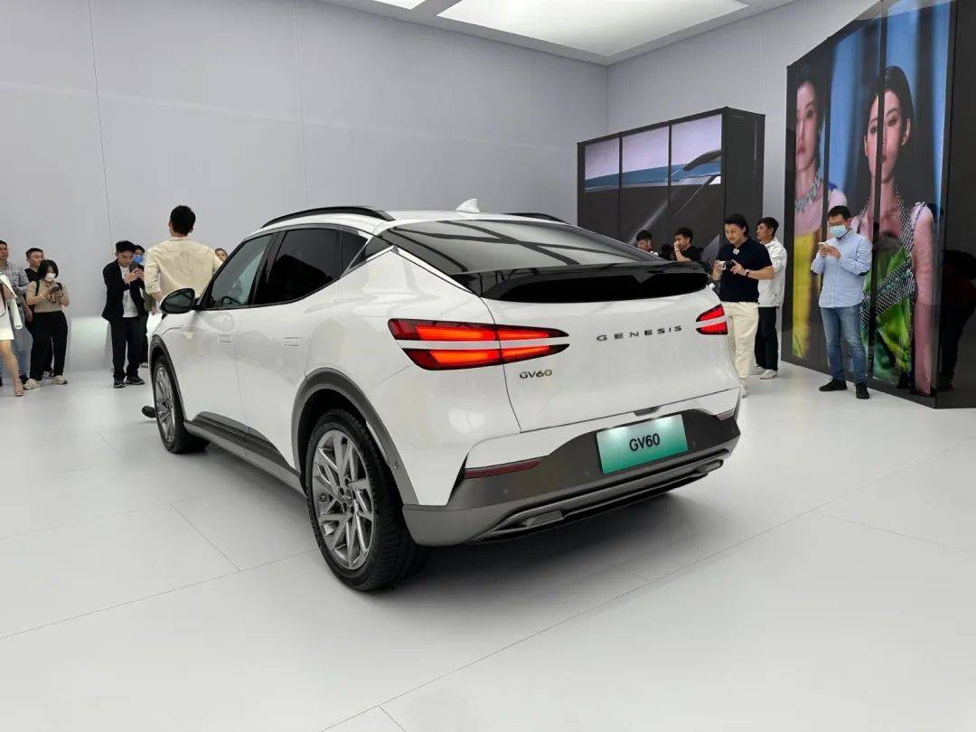 很良心？捷尼赛思GV60美国售40万起，在国内售28万起_搜狐汽车_搜狐网