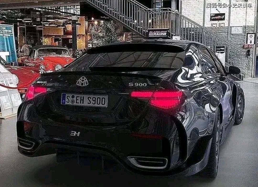 迈巴赫S900实车曝光！气场强大搭载4.4T双涡轮V8引擎，豪华感满满_搜狐汽车_搜狐网