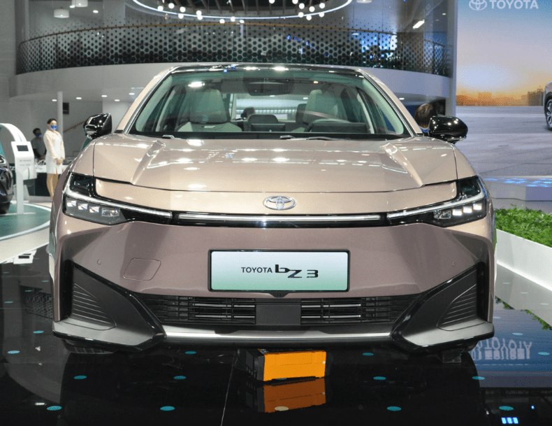 把大空间做到极致，全面评测丰田bZ3，一款能够躺平的中型车_搜狐汽车_搜狐网