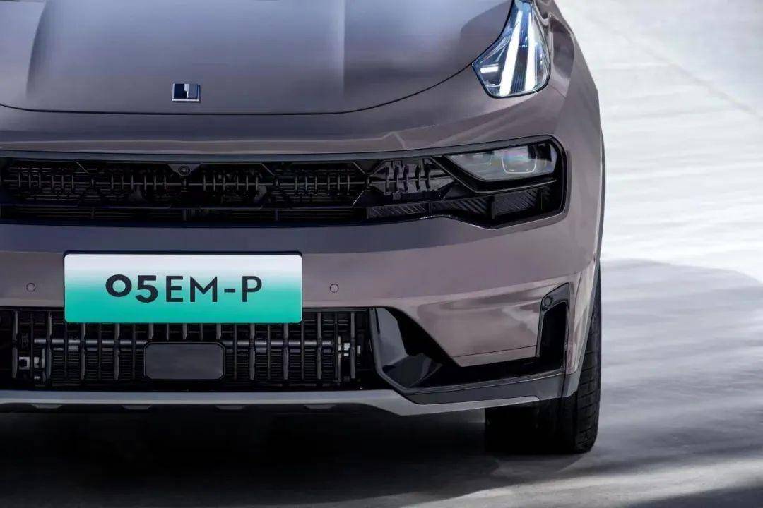 20万级轿跑SUV，领克05升级8155芯片，也卷出插混了_搜狐汽车_搜狐网