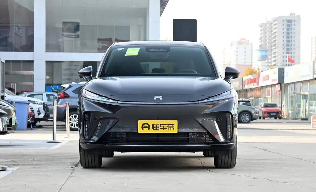 2023款飞凡R7上市，三联屏设计，售价27.99万-38.99万_搜狐汽车_搜狐网