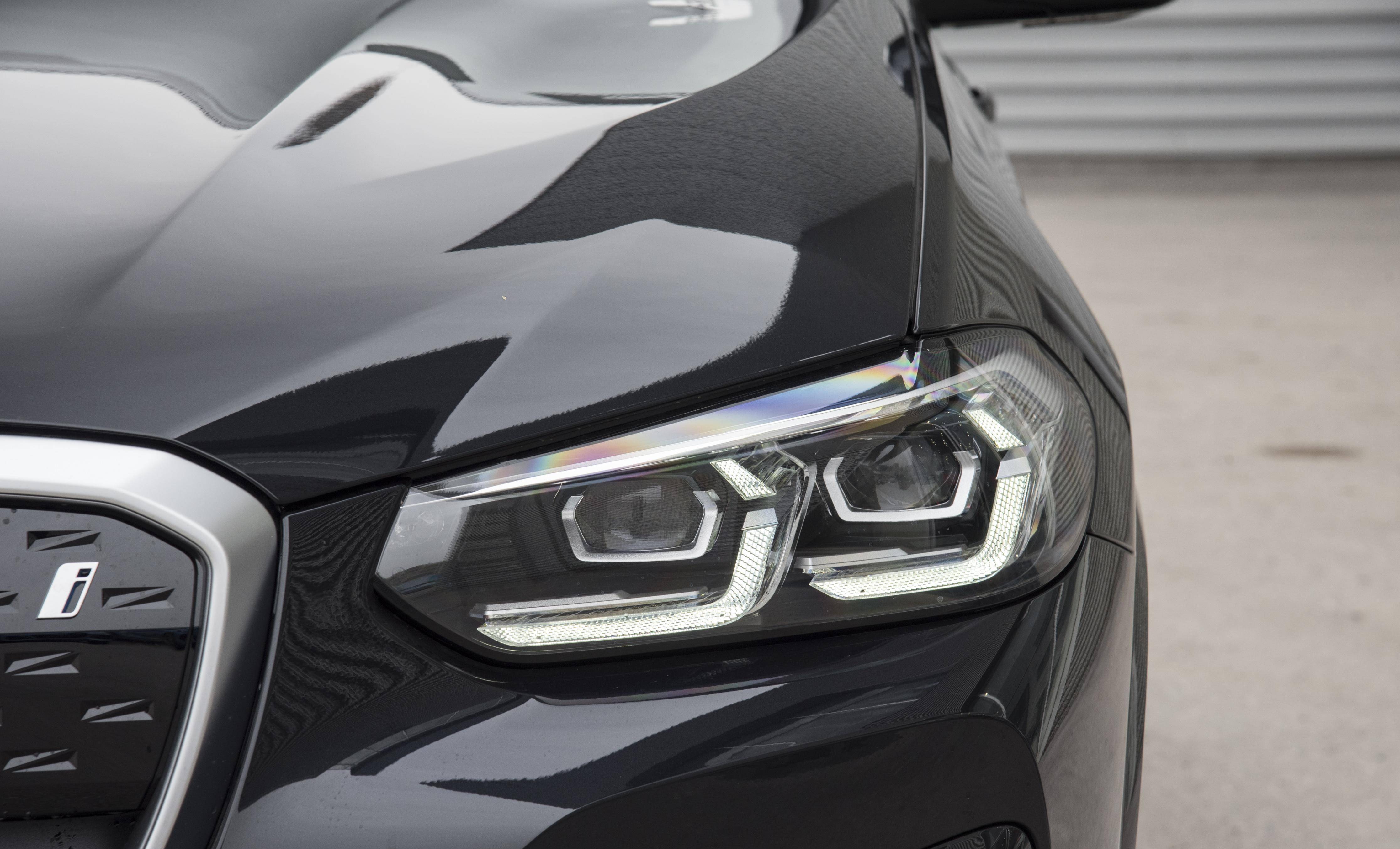 拥有286匹马力，纯电续航里程550km的宝马iX3是否值得入手_搜狐汽车_搜狐网