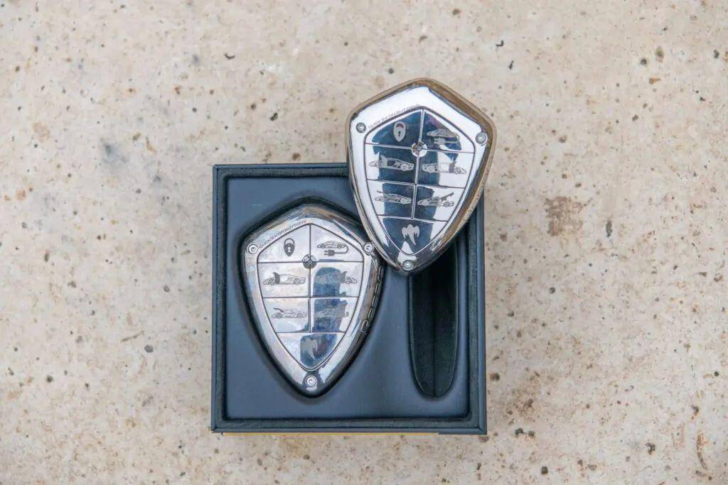 到手一年价格翻一倍？科尼赛克Regera拍卖_搜狐汽车_搜狐网