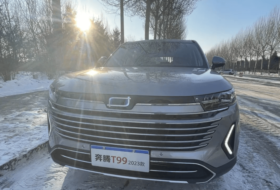 年轻人买车就看奔腾T99，空间动力科技全都有_搜狐汽车_搜狐网