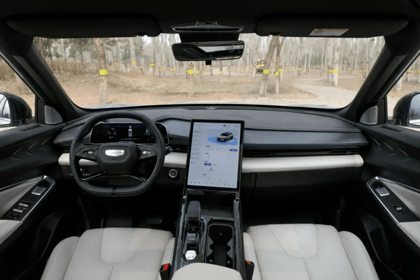 吉利博越COOL正式亮相！定位10万级，标配8155芯片_搜狐汽车_搜狐网