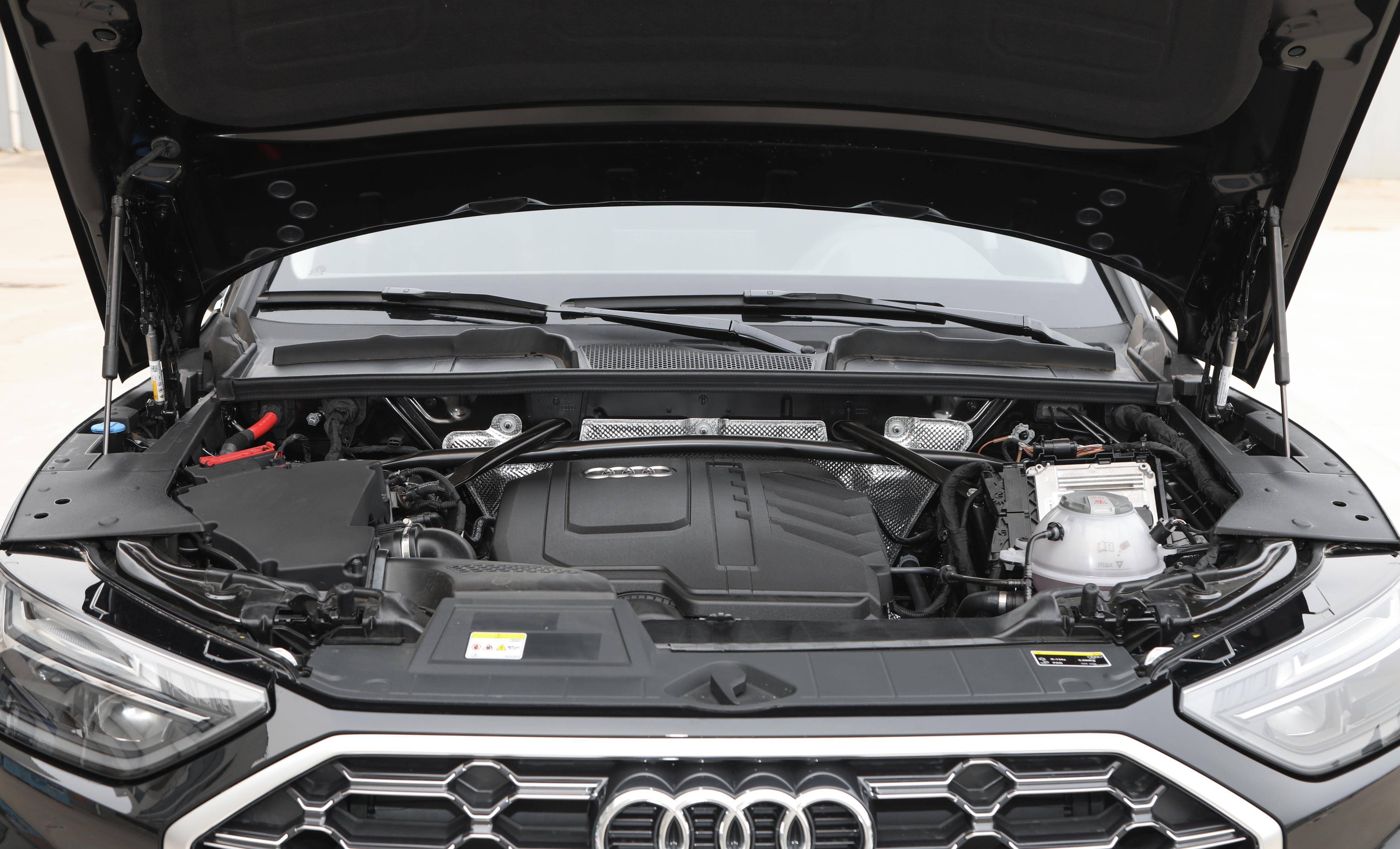 新款奥迪Q5L上市，全系2.0T动力，竞争力依然强势_搜狐汽车_搜狐网