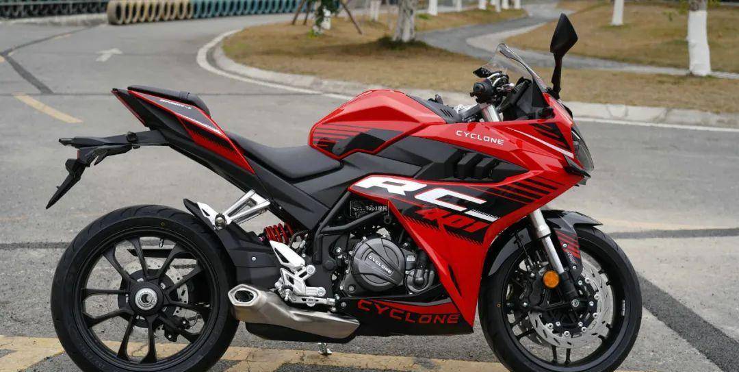 动力线性，电子快排好评——赛科龙RC401赛道版全解析_搜狐汽车_搜狐网