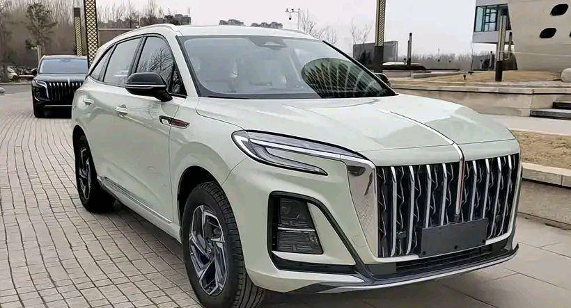 最便宜的红旗豪华SUV，HS3只卖15万打价格战，套用红旗L5旗舰车头_搜狐汽车_搜狐网