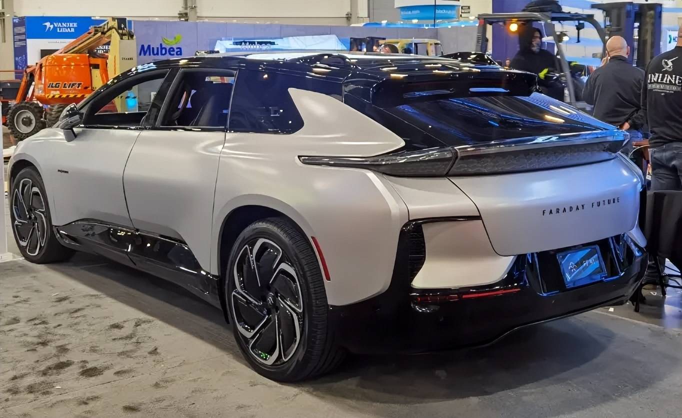 账目仅剩2980万，FF91交付又推迟，谁在为贾跃亭“买单”？_搜狐汽车_搜狐网