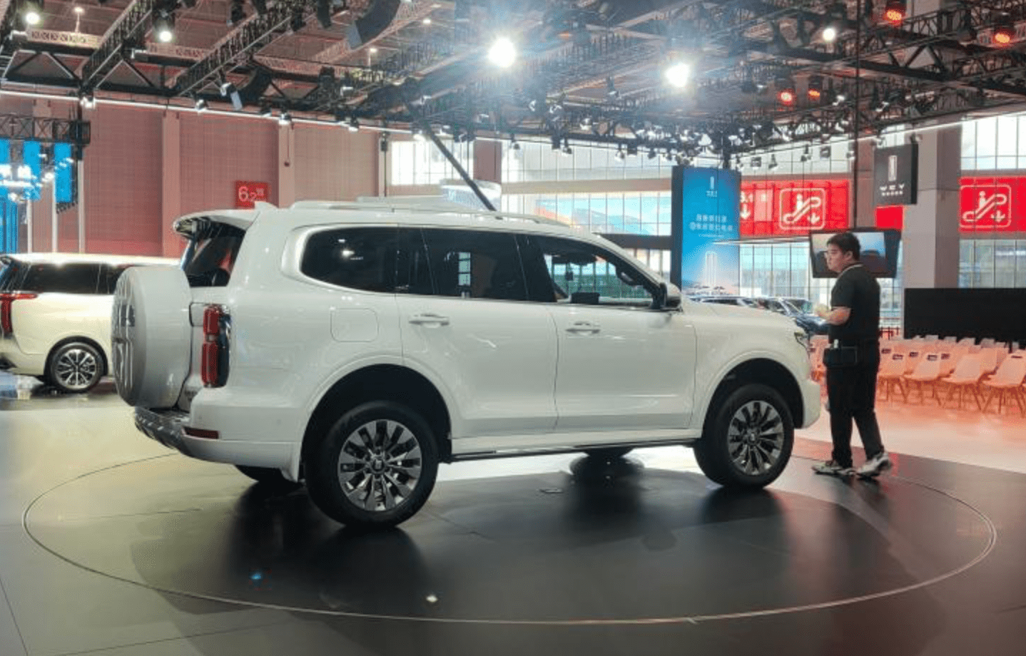 36万元 坦克500 Hi4-T开启预售_搜狐汽车_搜狐网