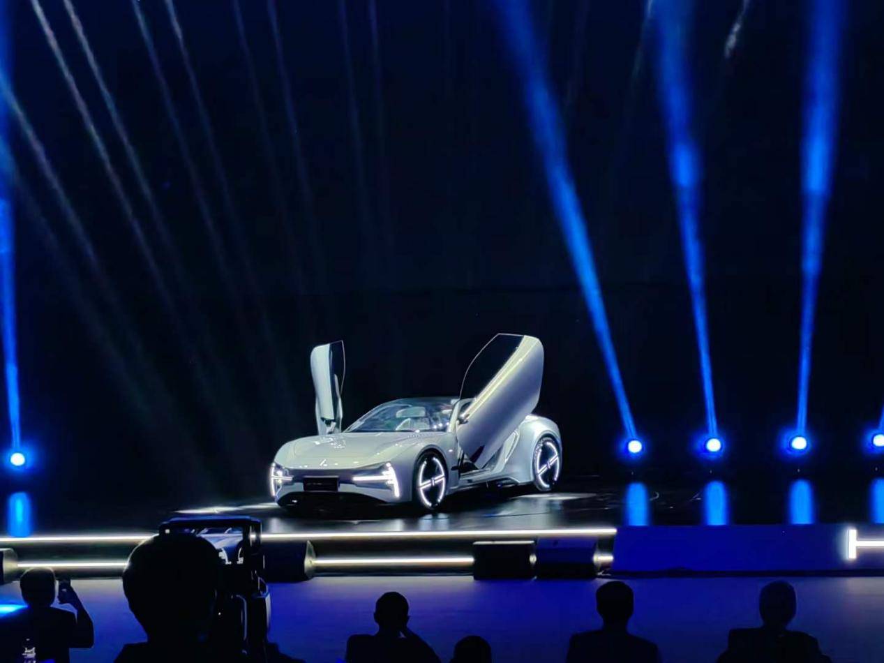 iCAR之夜两款新车首发亮相奇瑞开启智能化新时代_搜狐汽车_搜狐网