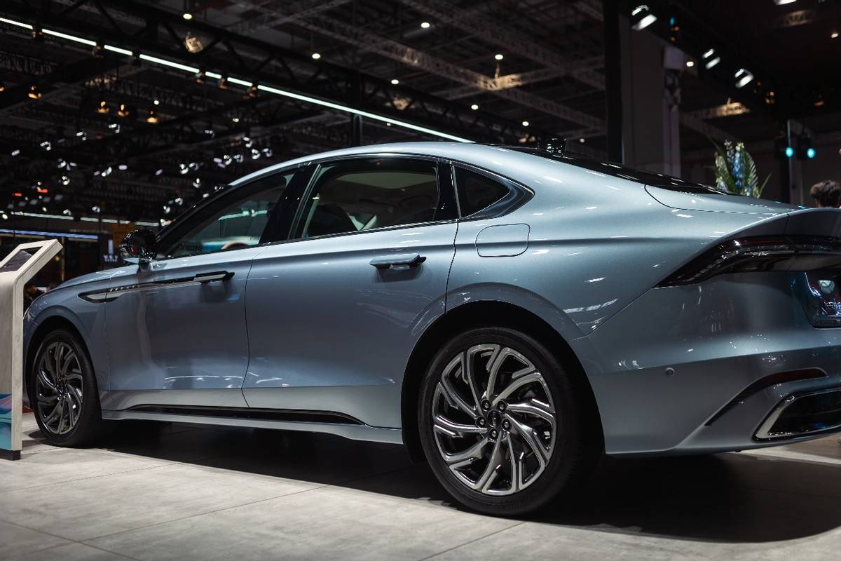 80后90后买车，奥迪A4L和林肯Z谁更吃香？_搜狐汽车_搜狐网