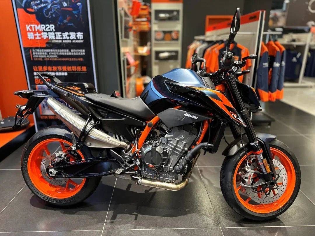 详细测评春风800NK︱没错，它真的就是目前国产第一_搜狐汽车_搜狐网