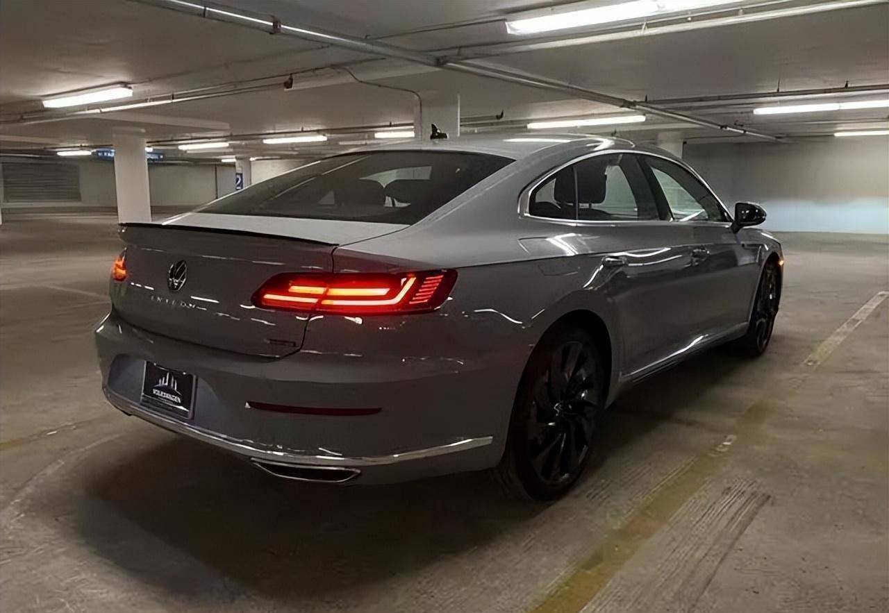 最后的挣扎？2024款“大众CC”闪亮登场，升级3.0T+四驱！_搜狐汽车_搜狐网