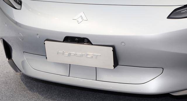 预售21.99万元起，就配旋翼门+电动尾翼，昊铂HyperGT真能打？_搜狐汽车_搜狐网