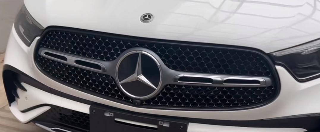 全新奔驰GLC，4S店竟加价2万！消费者心想：干嘛不买宝马X5？_搜狐汽车_搜狐网