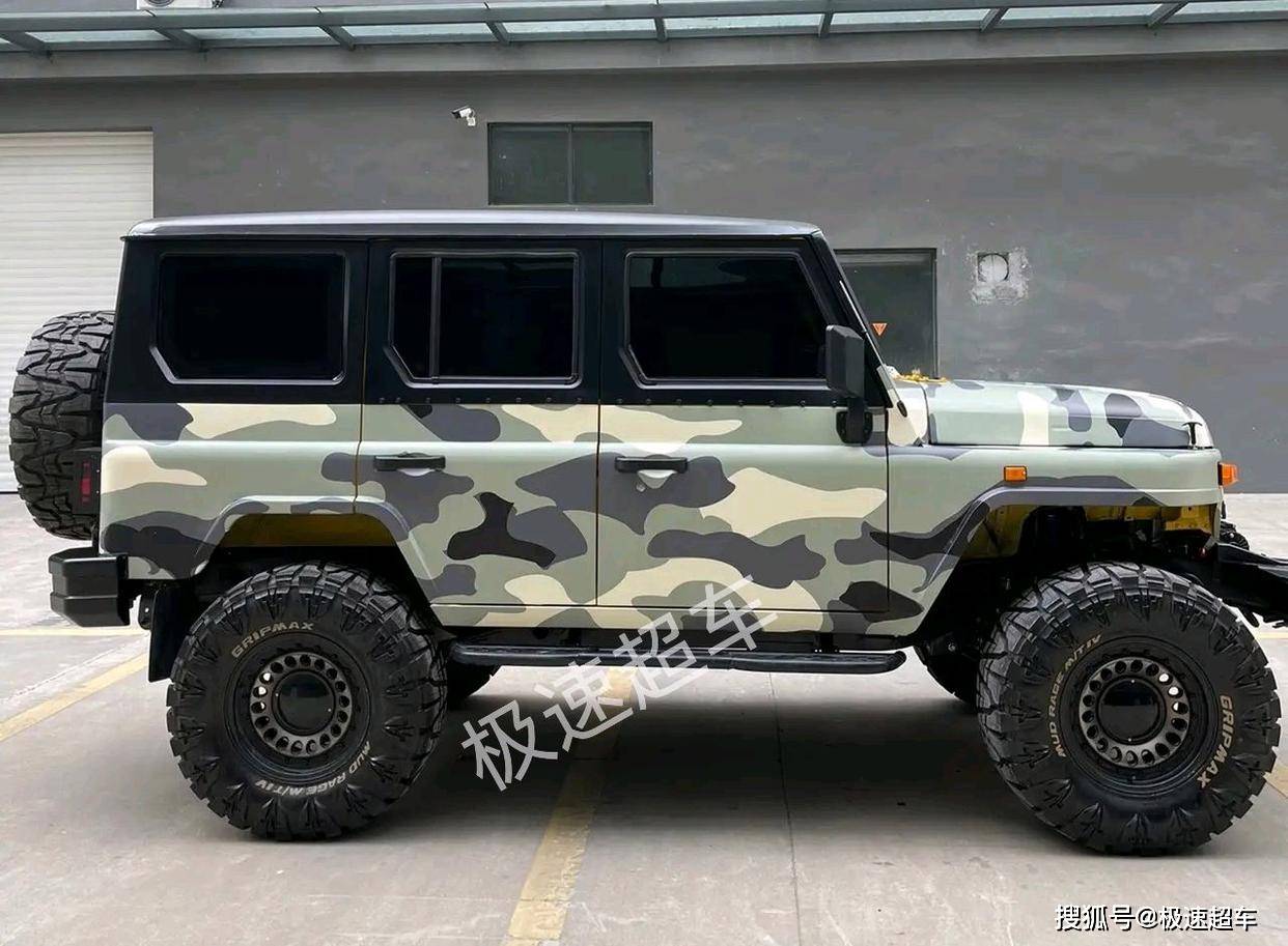 北汽BJ212“迷彩版”曝光，换装“勇士”底盘，2.4T动力更澎湃_搜狐汽车_搜狐网