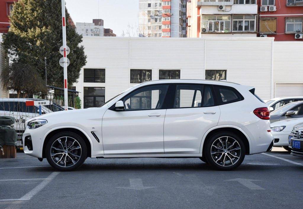 最实在的豪华车，标配8AT和全时四驱，怼的奥迪Q5L没脾气！_搜狐汽车_搜狐网