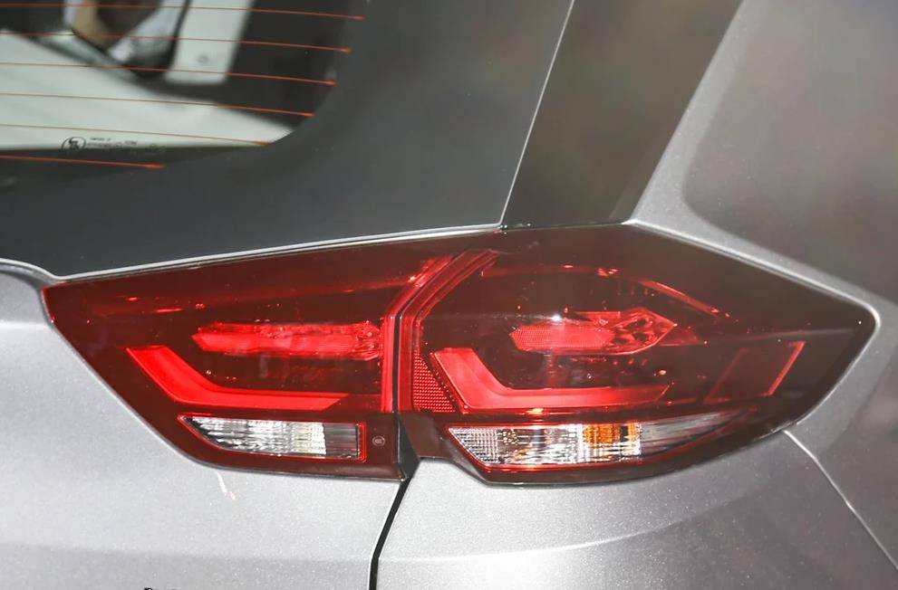 雪佛兰“良心”了，比别克GL6好看，1.3T爆163马力，11.49万_搜狐汽车_搜狐网