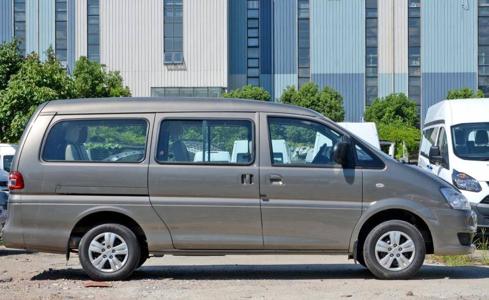 东风菱智火了，长超5米1＋6AT，和GL8不相上下，9.09万起带国六_搜狐汽车_搜狐网