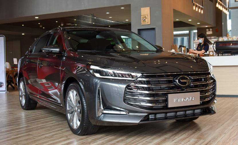 传祺GA8迎来改款，比本田雅阁更帅气，2.0T爆252马力，车长超5米_搜狐汽车_搜狐网