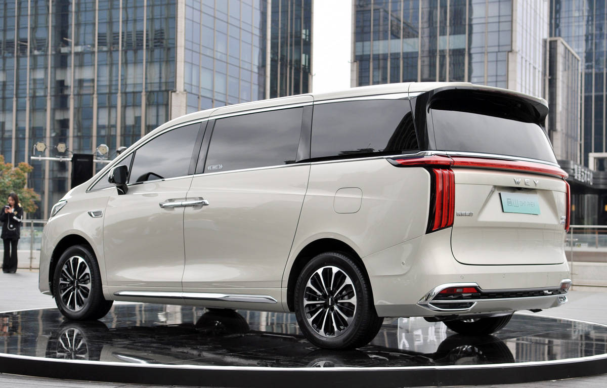 魏牌首款MPV初露锋芒 静态体验高山DHT-PHEV_搜狐汽车_搜狐网