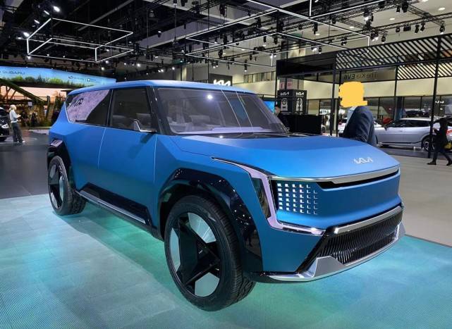 又一韩系SUV，外观造型科幻，对开式车门+27英寸巨屏，续航482km_搜狐汽车_搜狐网