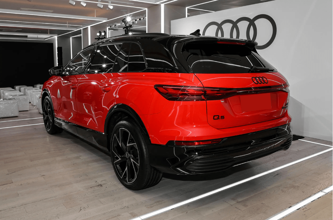 30万预算想买豪华纯电中大型SUV，不妨看看这款Q5etron如何_搜狐汽车_搜狐网