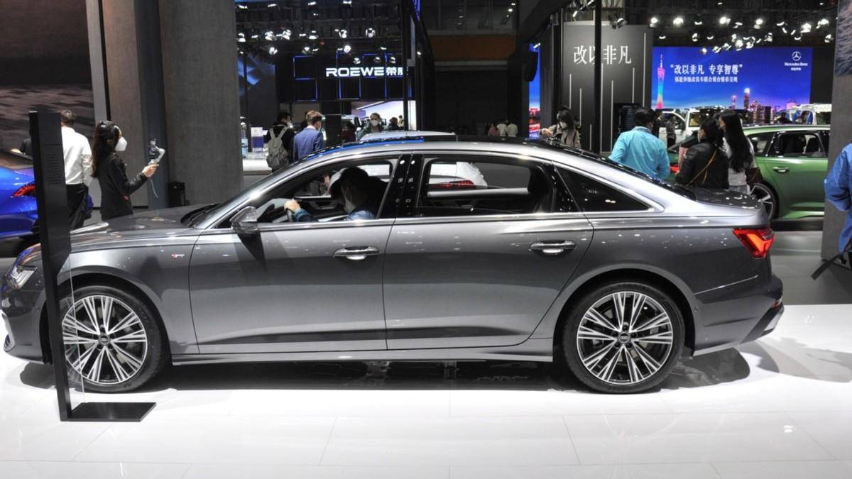 新款奥迪A6L：油耗降0.2L，每月花2600元养豪车贵吗？_搜狐汽车_搜狐网