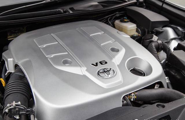 末代“皇冠”竟然是这款，最后的V6，网友直言：满满的回忆！_搜狐汽车_搜狐网