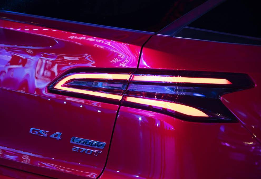 传祺新“颜值担当”来袭！比宝马X6酷炫，大溜背＋1.5T，爆265牛米_搜狐汽车_搜狐网