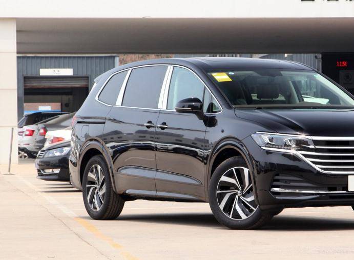 大众MPV真来了！比埃尔法霸气，长5346mm后排大如床，28.68W_搜狐汽车_搜狐网