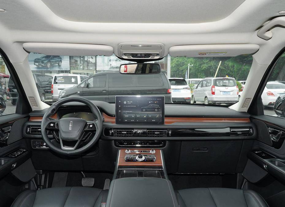 被称作“公路坦克”，它凭的是什么？全系3.0T＋10AT，爆355马力_搜狐汽车_搜狐网