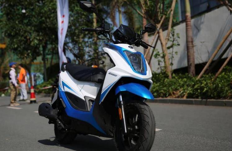 三阳FNX150 对比动丽G150，两者配置、动力，都在这了_搜狐汽车_搜狐网