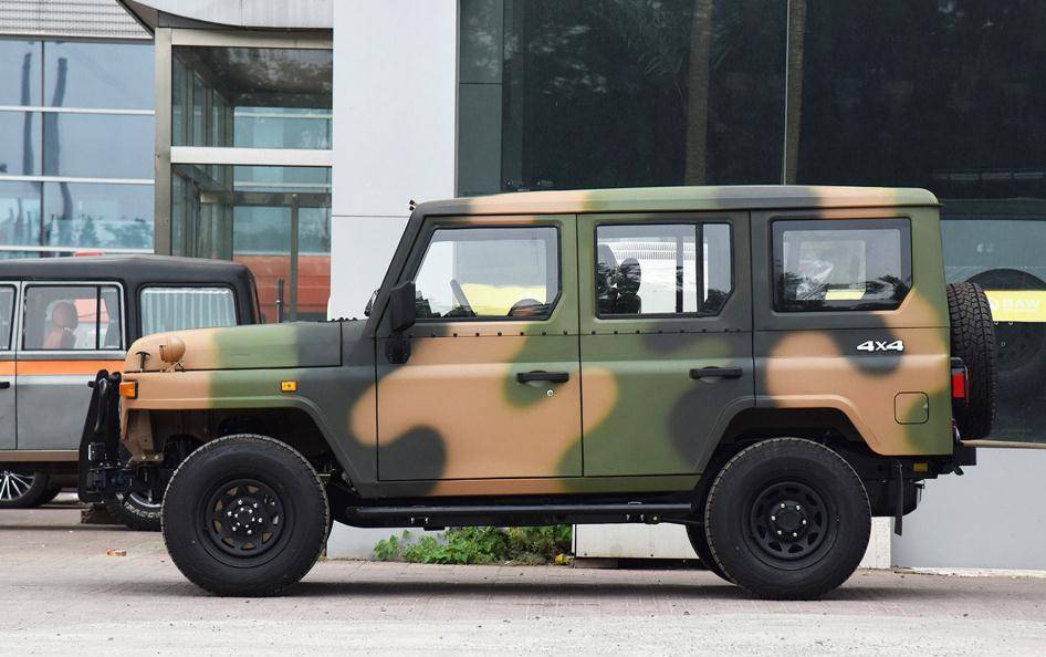 北汽BJ212要火了！比吉姆尼霸气，非承载车身＋柴油引擎，不足11万_搜狐汽车_搜狐网