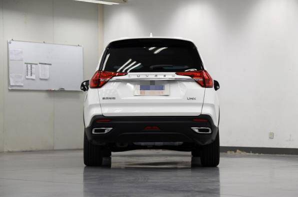 这款SUV太“生猛”，全系不配仪表盘，204马力配6AT，14万刚出头_搜狐汽车_搜狐网