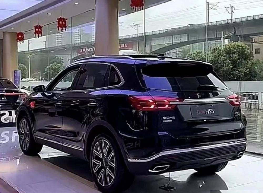 全新红旗HS5旗迹版到店！换装H9前脸+爱信8AT，外观拥有百万气场_搜狐汽车_搜狐网