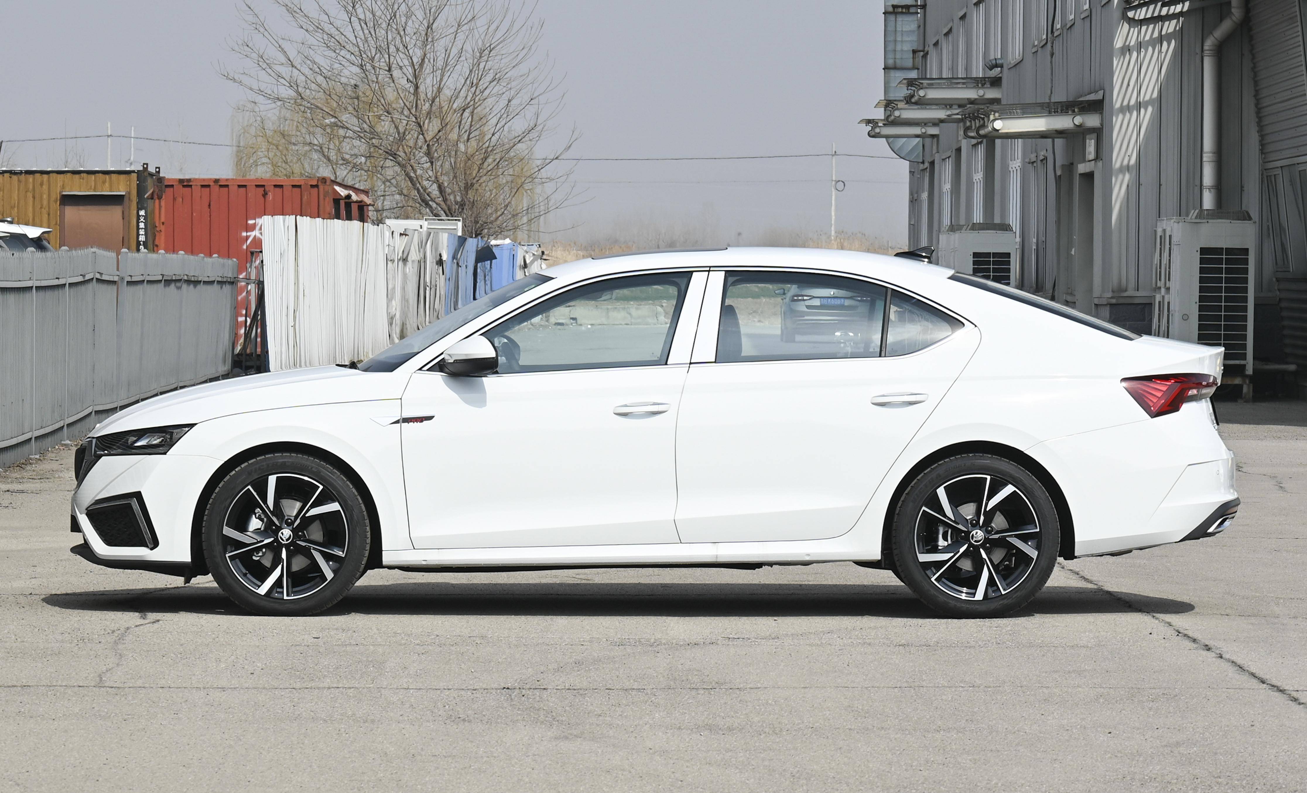 搭载1.4T+7DCT的紧凑型轿车明锐，月均花费1290元，值得入手吗_搜狐汽车_搜狐网