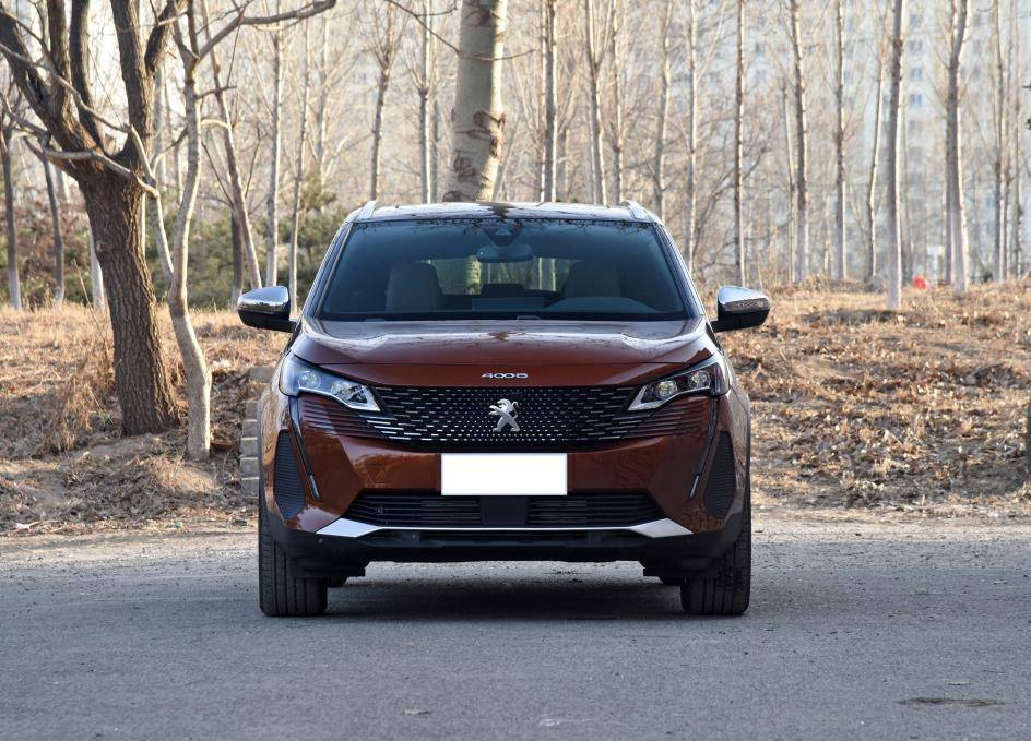 法系车终于开窍了，新车内饰再升级，爆211马力＋8AT，油耗6.3L_搜狐汽车_搜狐网