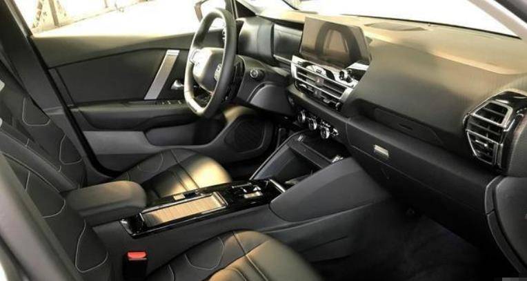 又一法系高颜值轿跑，后备箱1250L，配赛车方向盘＋大溜背，纯进口_搜狐汽车_搜狐网