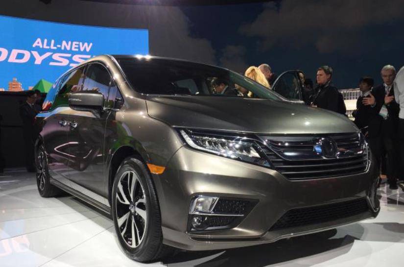 堪称“本田版的”埃尔法，比别克GL8帅气！配7座，10AT＋280马力_搜狐汽车_搜狐网