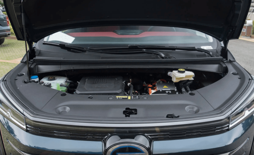 能上绿牌的“传祺M8”，纯电续航超100Km，预售33万起或称为爆款_搜狐汽车_搜狐网