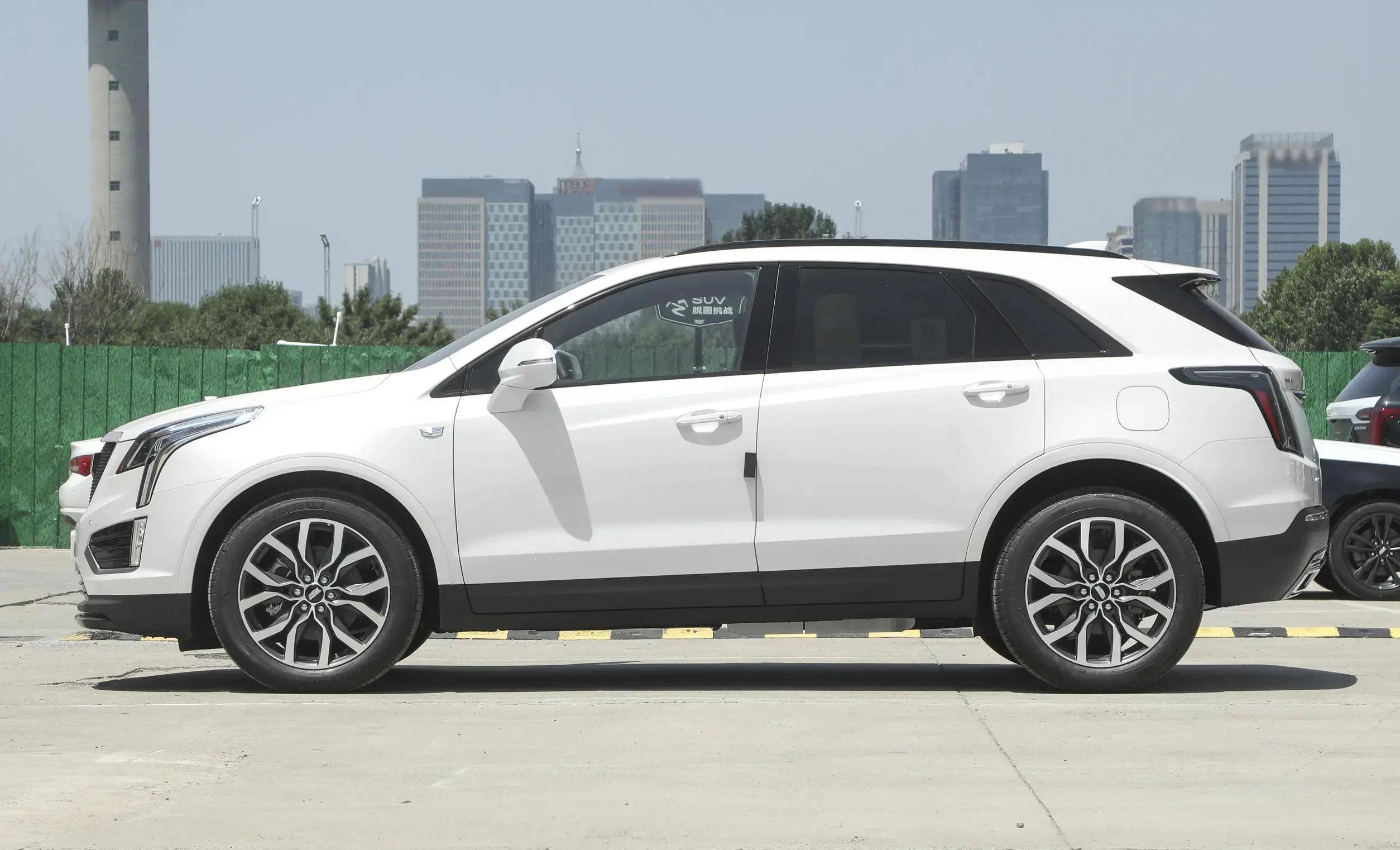 比奥迪Q5L便宜不少，2.0T四驱豪华SUV，设计领先，凯迪拉克XT5_搜狐汽车_搜狐网