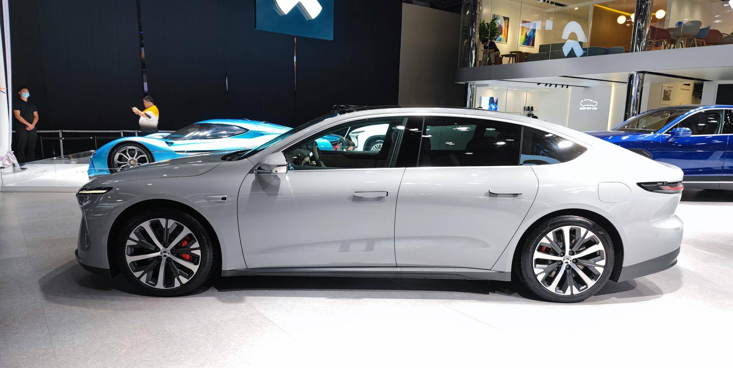 蔚来品牌的销量支柱为什么是ET7？还需再提升性价比！_搜狐汽车_搜狐网