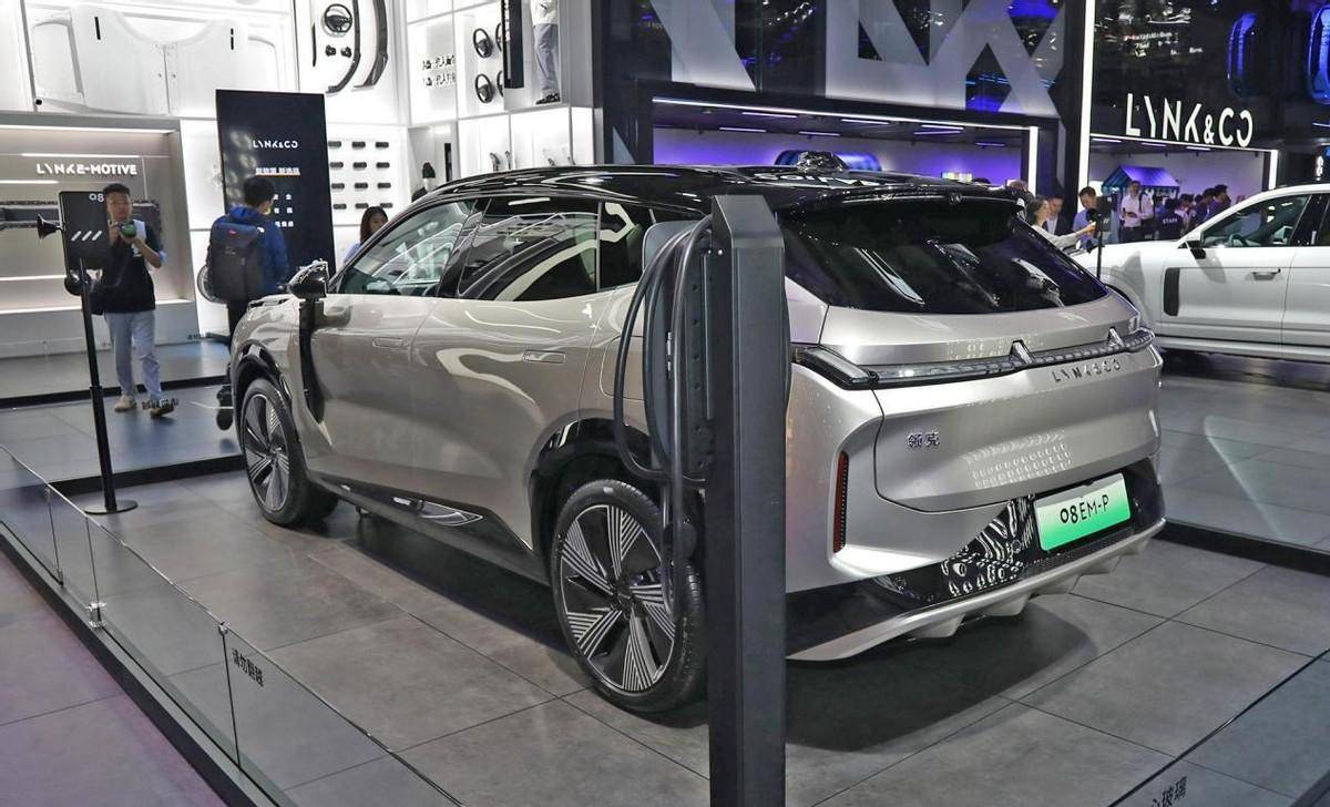 纯电续航245km，对标理想L7，领克08 EM-P更多信息曝光_搜狐汽车_搜狐网