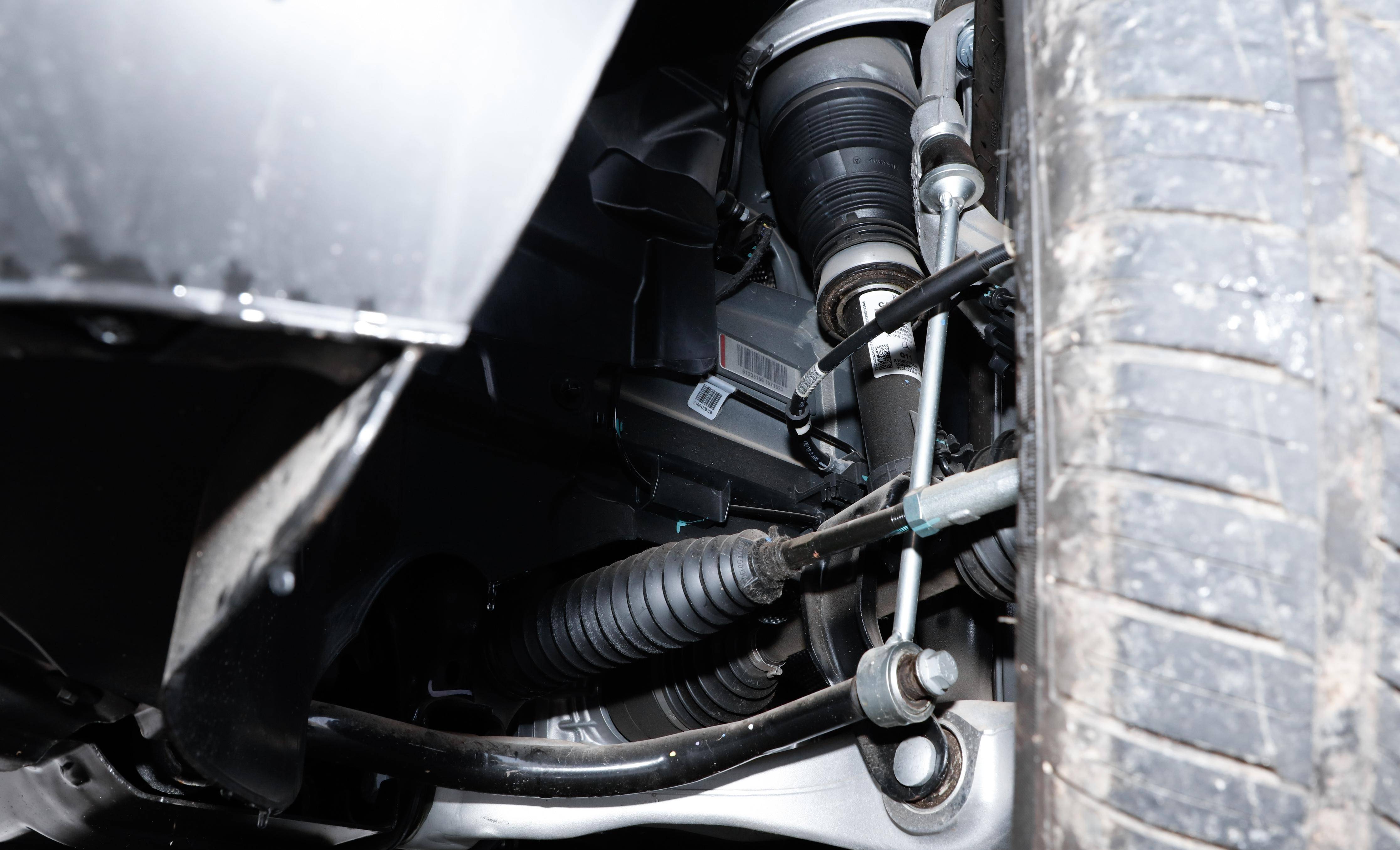 被称换壳“奔驰GLS”，配3.0T动力，车长超5米1，带你看北京BJ90_搜狐汽车_搜狐网